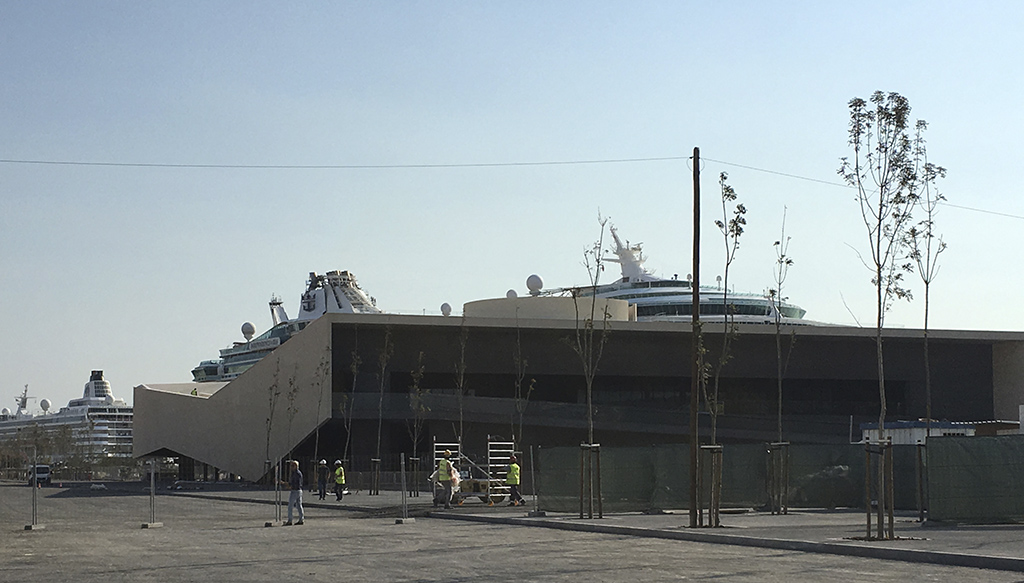New Cruise Ship Terminal - Serra Ciments